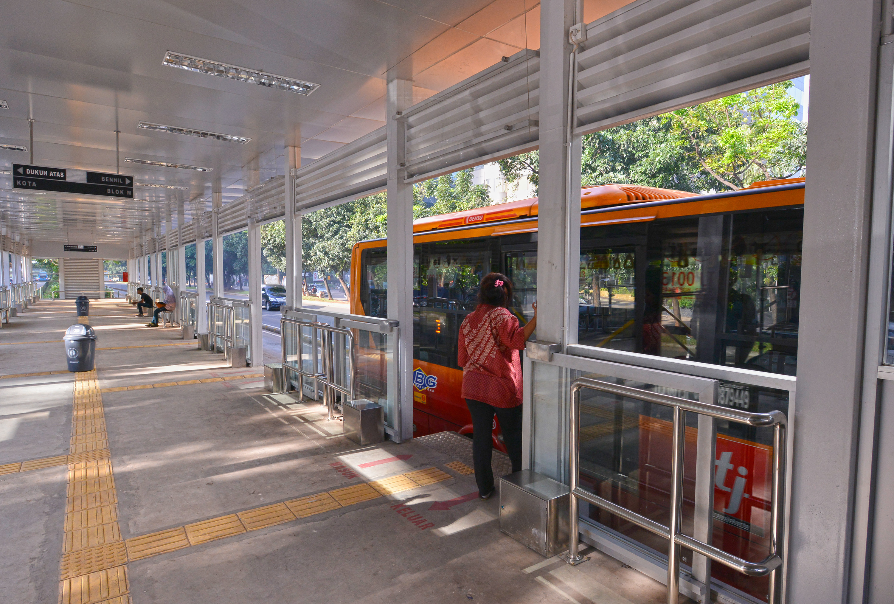 Integrasi Halte dengan Stasiun Dibutuhkan