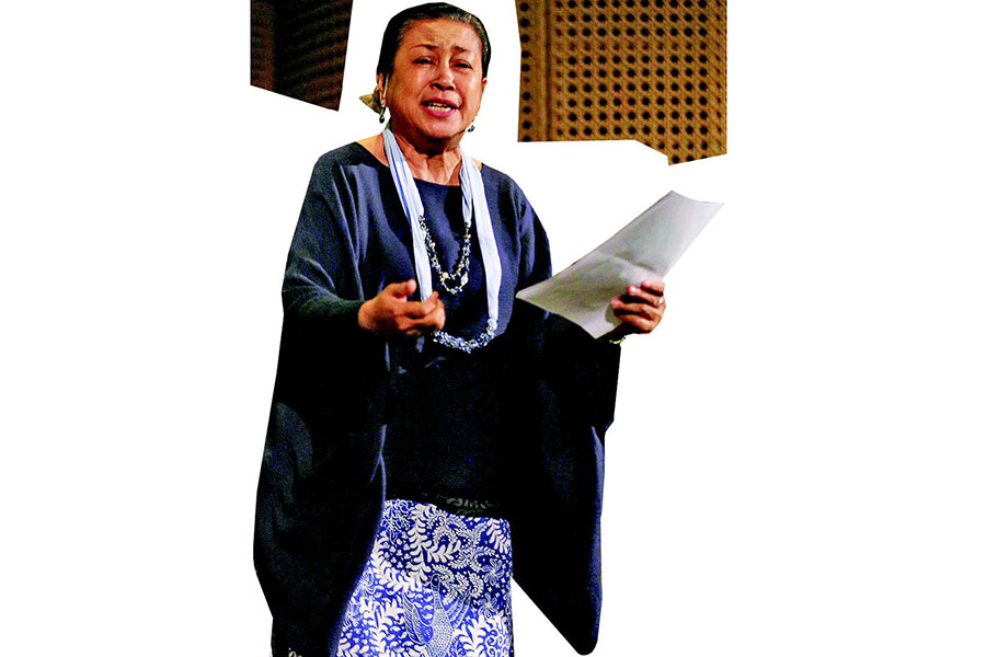 Ratna Riantiarno Jaga Loyalitas pada Teater