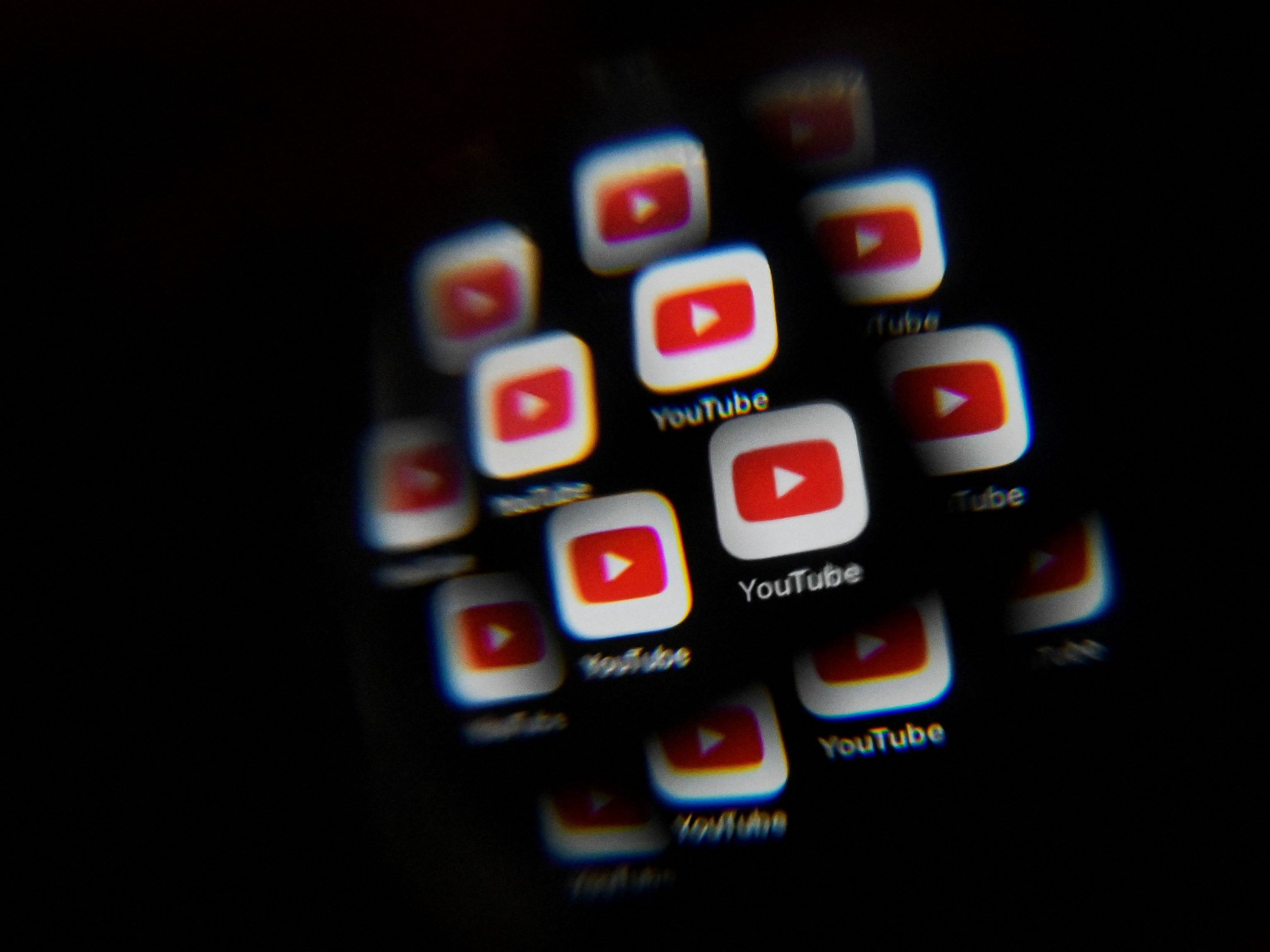 Dimensi Ukuran Banner Youtube di Android dan PC