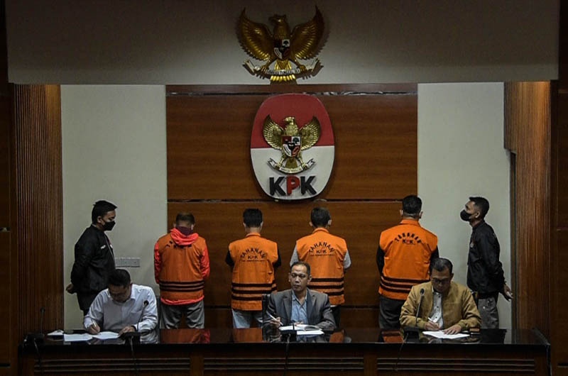 KPK Dalami Potensi Mark Up Pengadaan CCTV dan Jaringan Internet di Bandung KPK Dalami Potensi Mark Up Pengadaan CCTV dan Jaringan Internet di Bandung
