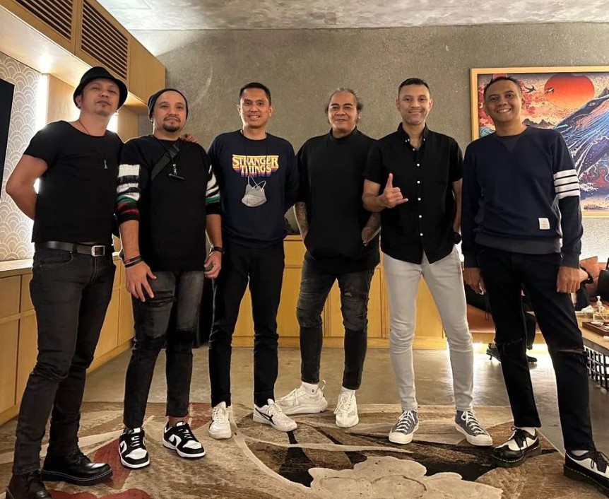 Element Daur Ulang Lagu Sadar Tanpa Dirimu