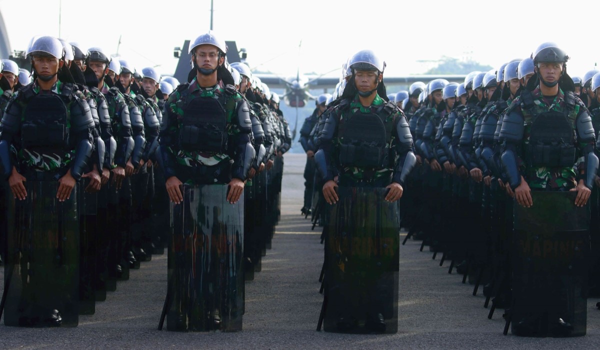 TNI Tahan 13 Prajurit yang Diduga Lakukan Kekerasan terhadap KKB di Papua TNI Tahan 13 Prajurit yang Diduga Lakukan Kekerasan terhadap KKB di Papua