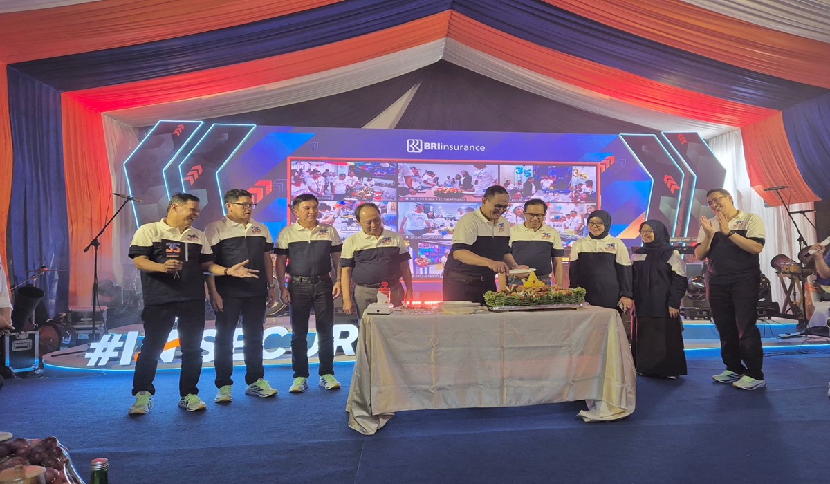 BRI Insurance Rayakan HUT Ke-35