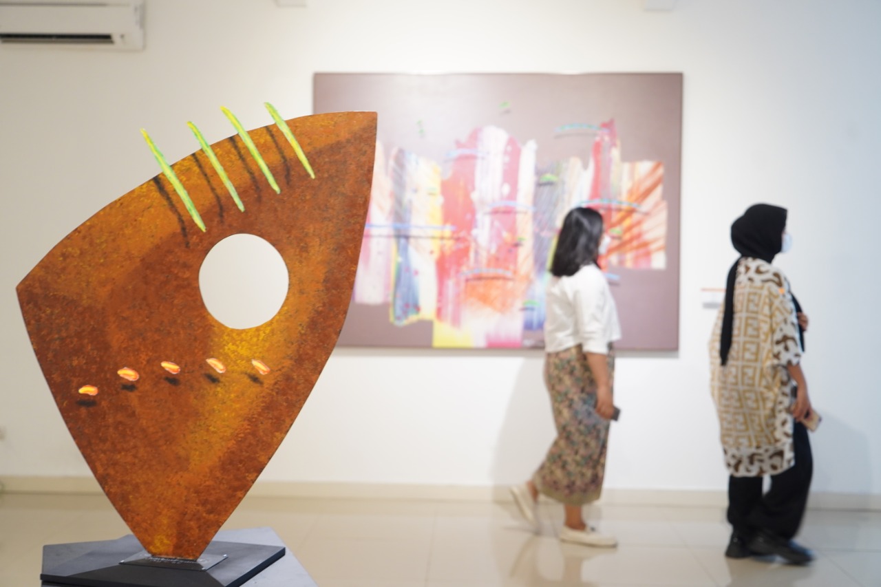 Pameran Lukisan Karya Profesor Tulus Warsito