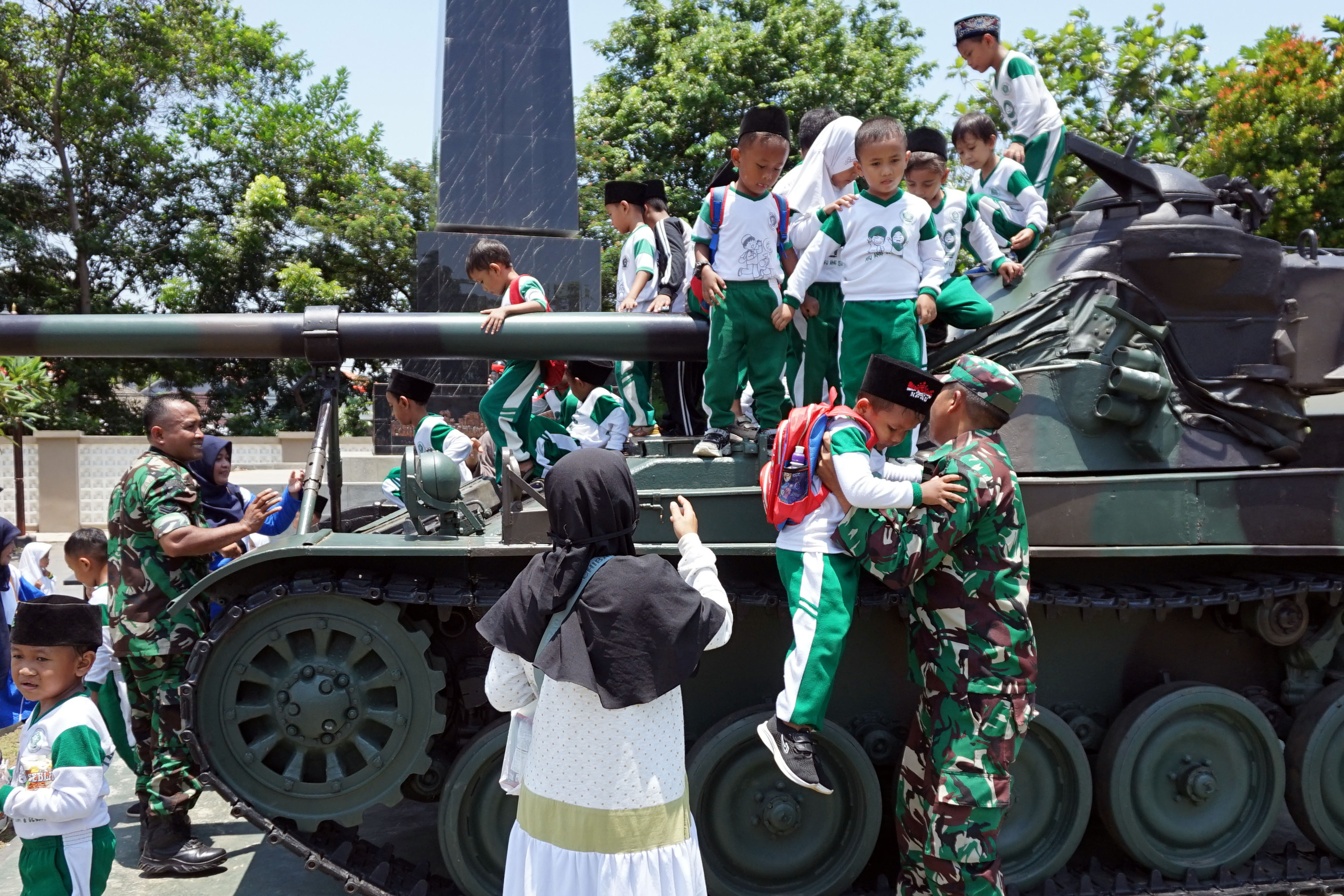 Pengenalan Profesi TNI Kepada Pelajar TK